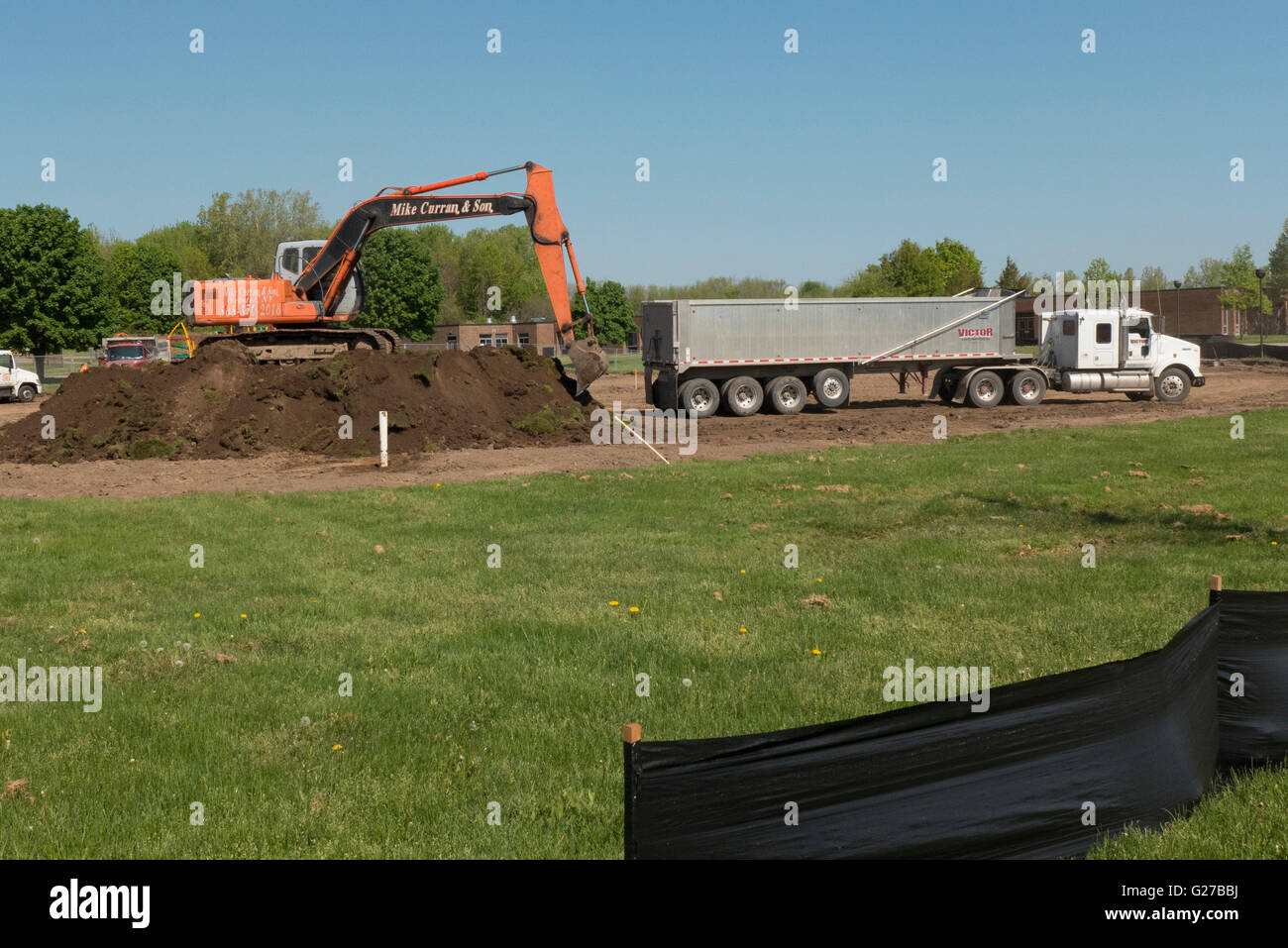 Transport excavator hi-res stock photography and images - Alamy