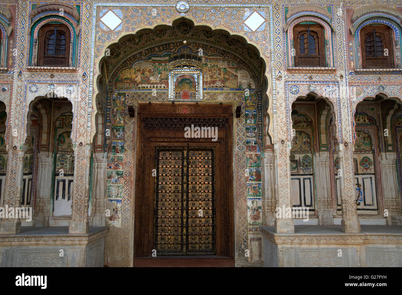 The image of Door of Painted Havelli in Shekhawati, Rajasthan, India ...