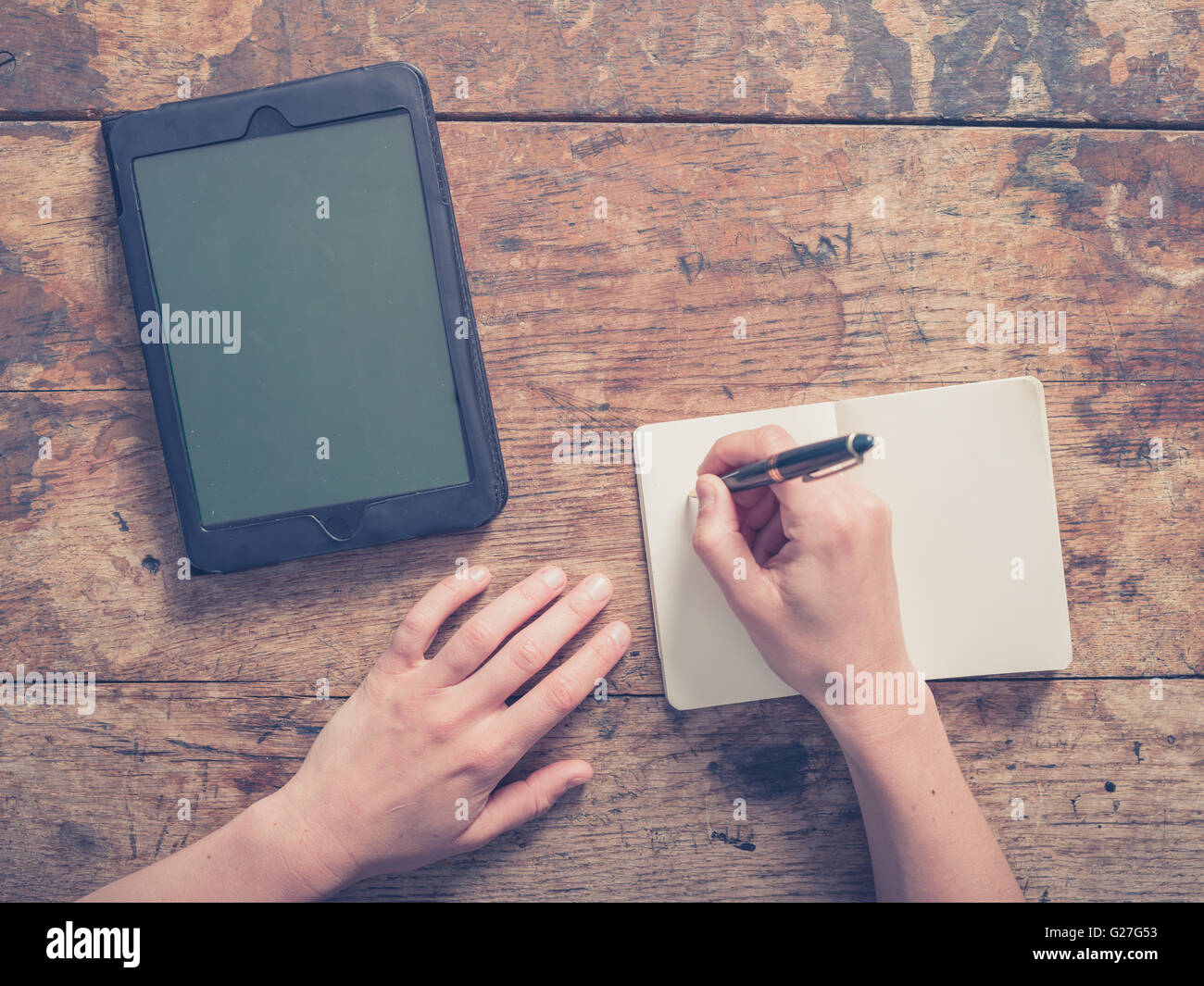 Witing hi-res stock photography and images - Alamy Witing hi-res stock photography and images - Alamy