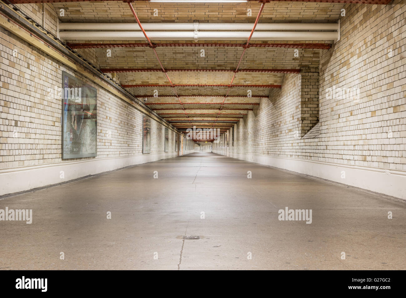 Underpass tunnel pedestrian walkway hi-res stock photography and images ...