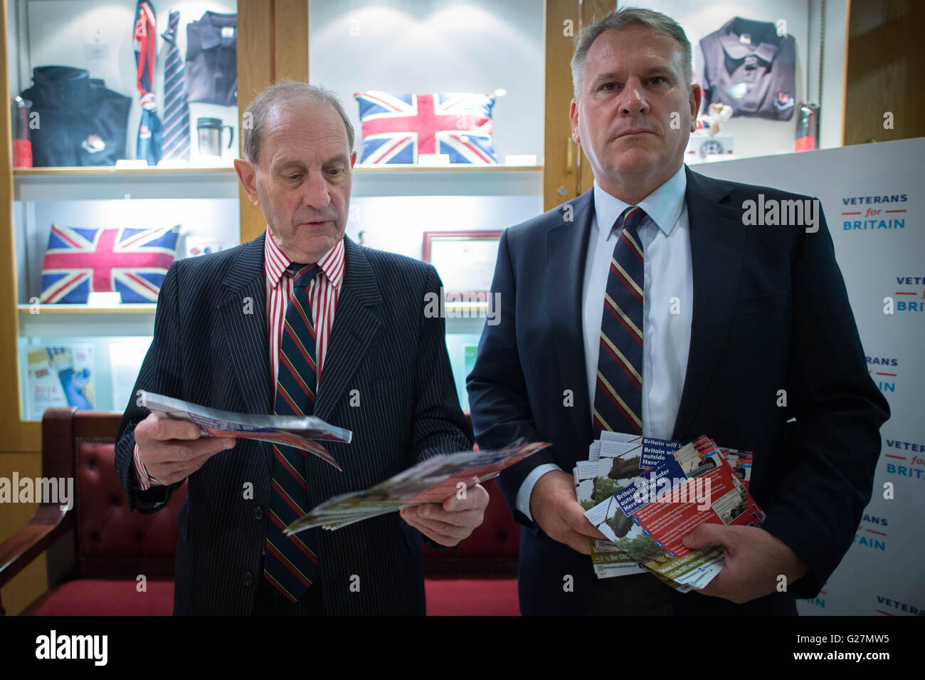 Falklands War veteran Major General Julian Thompson and Chairman of ...