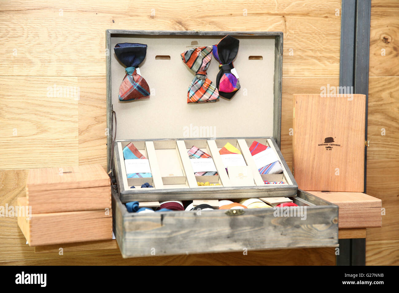 Celebrities trying out products at Indulge House at Gibson Showroom ...