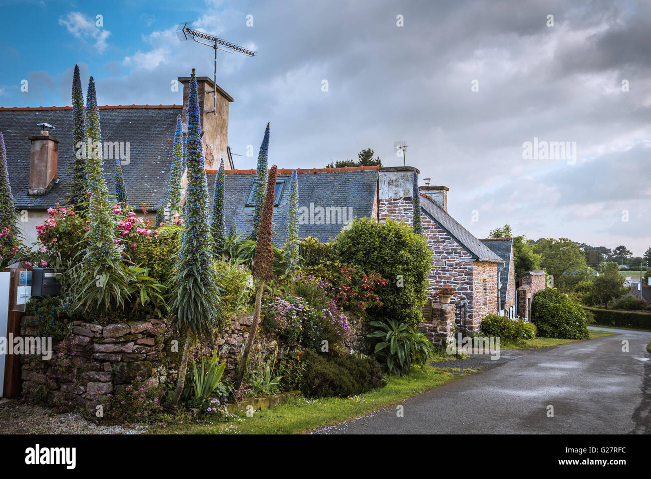 street old Breton town Treguier, France Stock Photo - Alamy