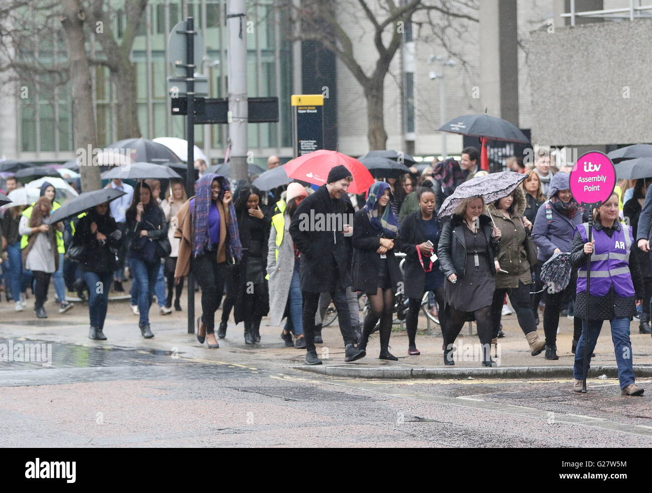 Fire alarm staff evacuation hi-res stock photography and images - Alamy