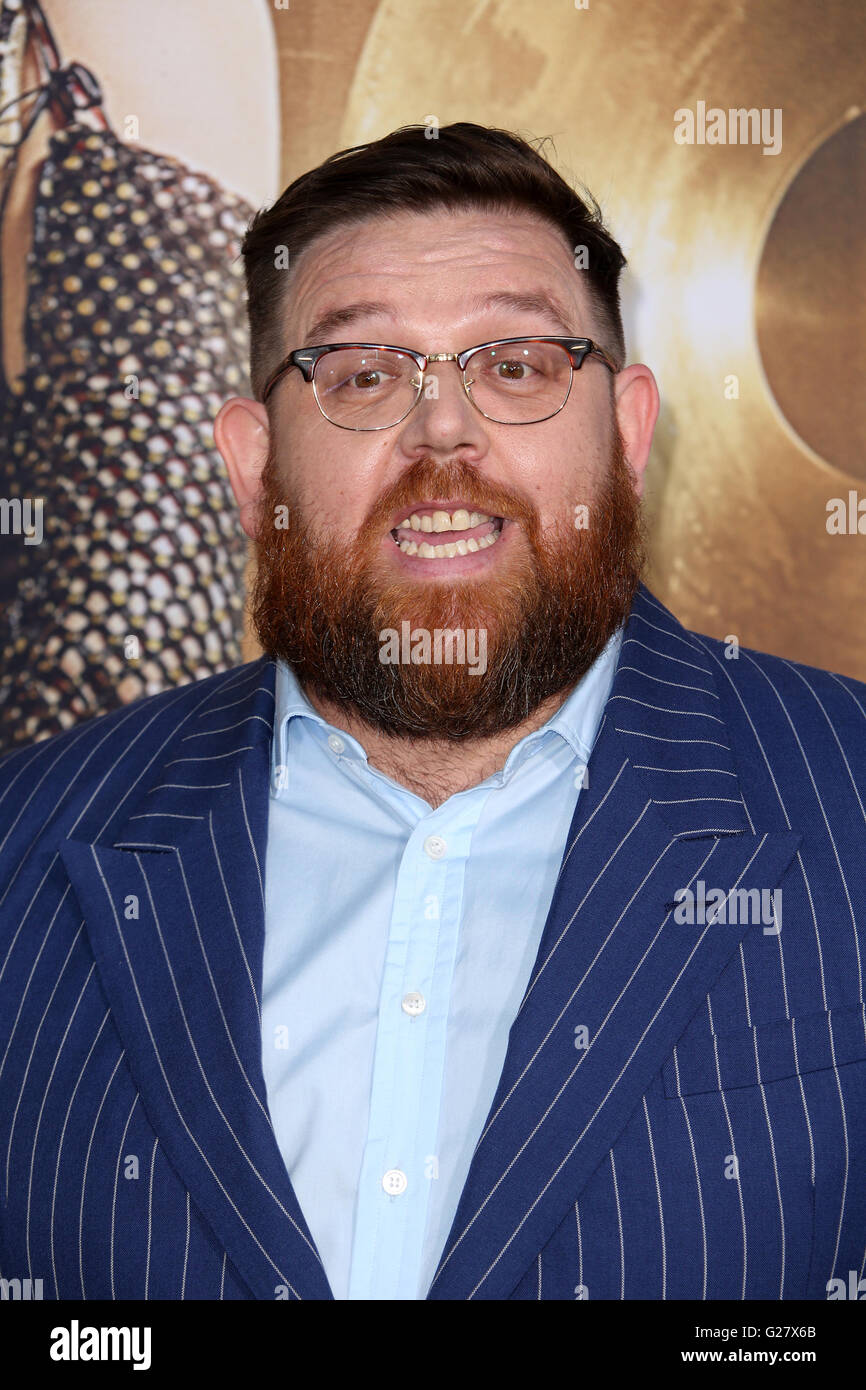 Premiere Of Universal Pictures' "The Huntsman: Winter's War" Featuring ...