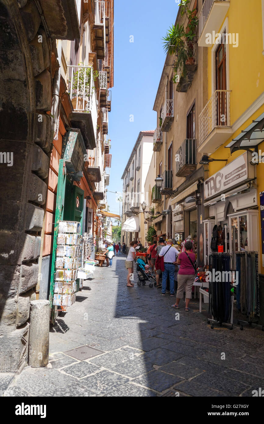 The narrow back street of Largo or via Padre Reginaldo Giuliani ...