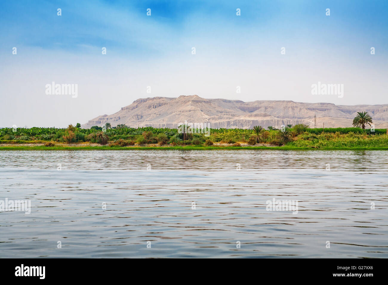 Village mountains nile hi-res stock photography and images - Alamy