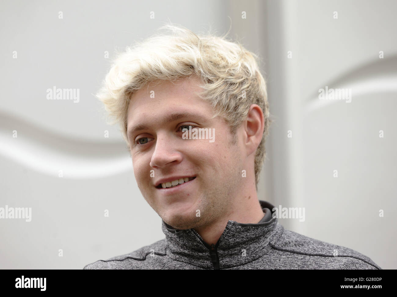 Former one direction singer hi-res stock photography and images - Alamy