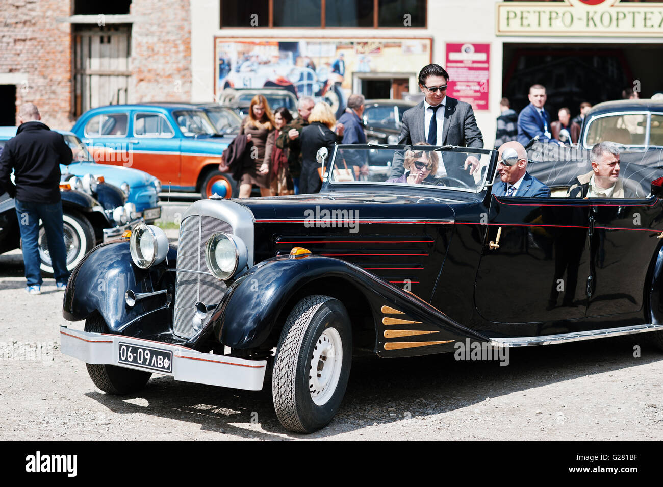 Maybach Vintage Car Classic High Resolution Stock Photography and ...