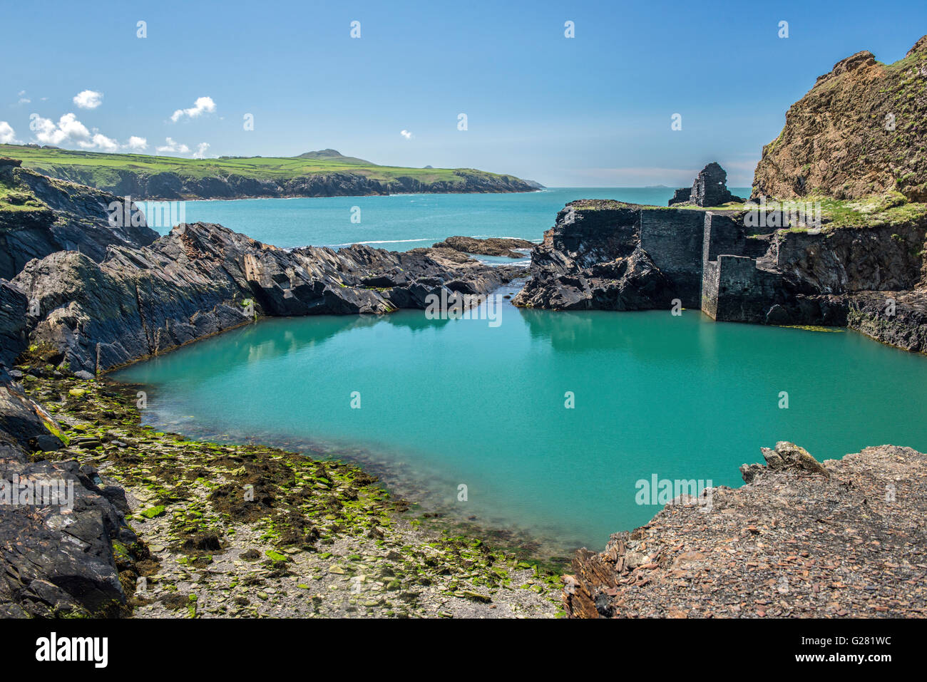 The blue lagoon pembrokeshire hi-res stock photography and images - Alamy