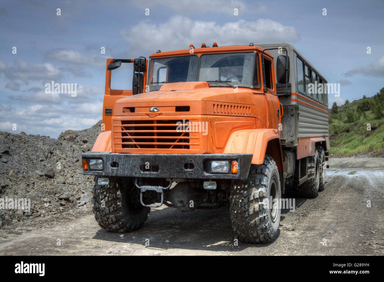 Crew bus hi-res stock photography and images - Alamy