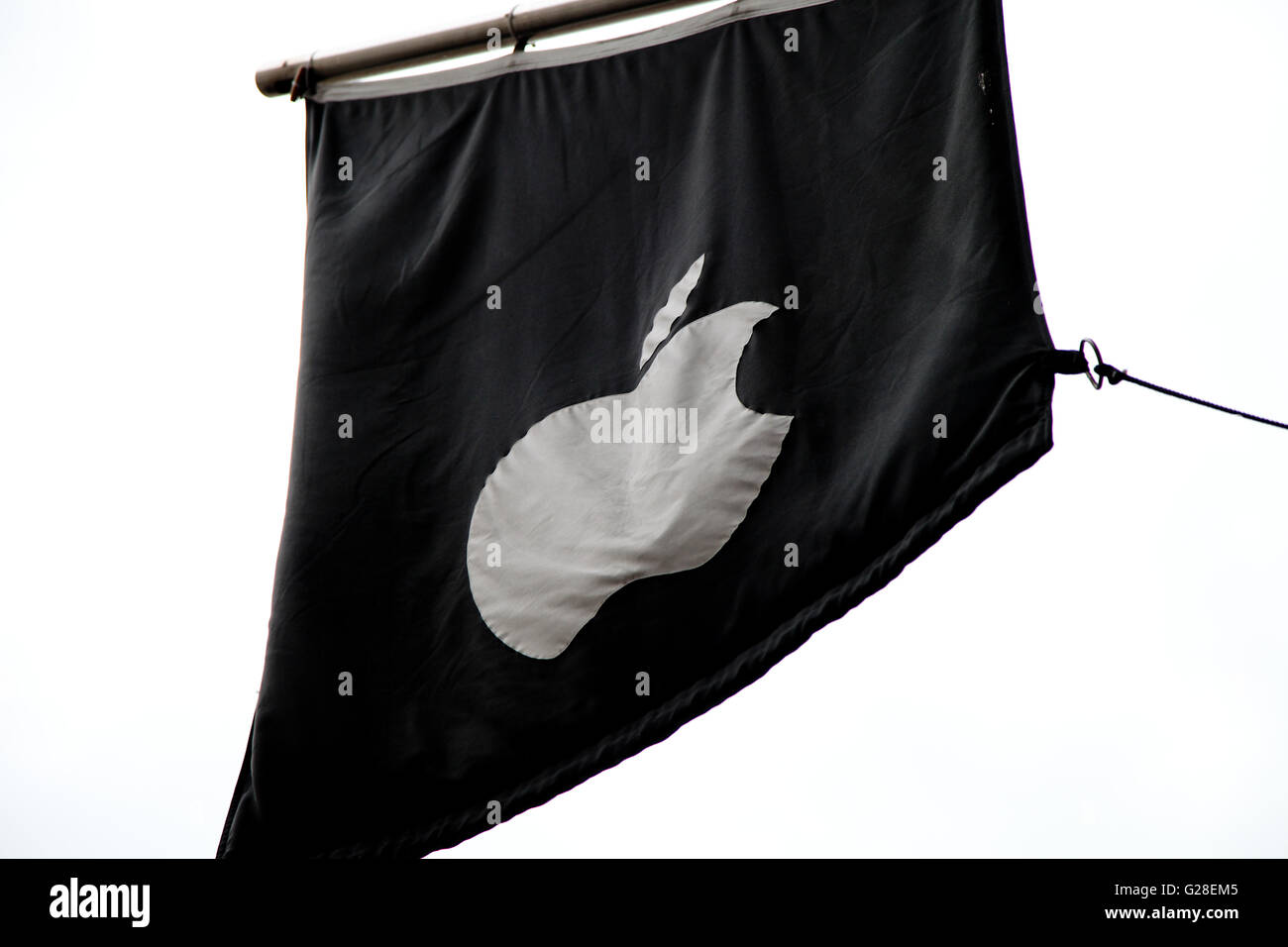 Apple Store Regent Street Central London UK Stock Photo Alamy apple-store-regent-street-central-london-uk-stock-photo-alamy
