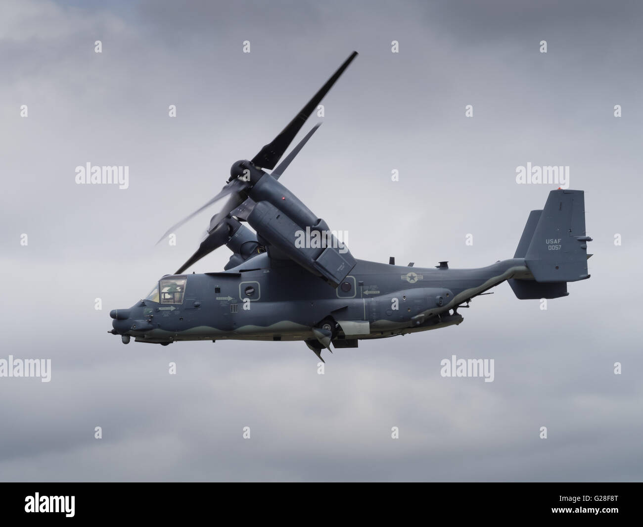 Bell boeing v 22 osprey tiltrotor aircraft hi-res stock photography and ...