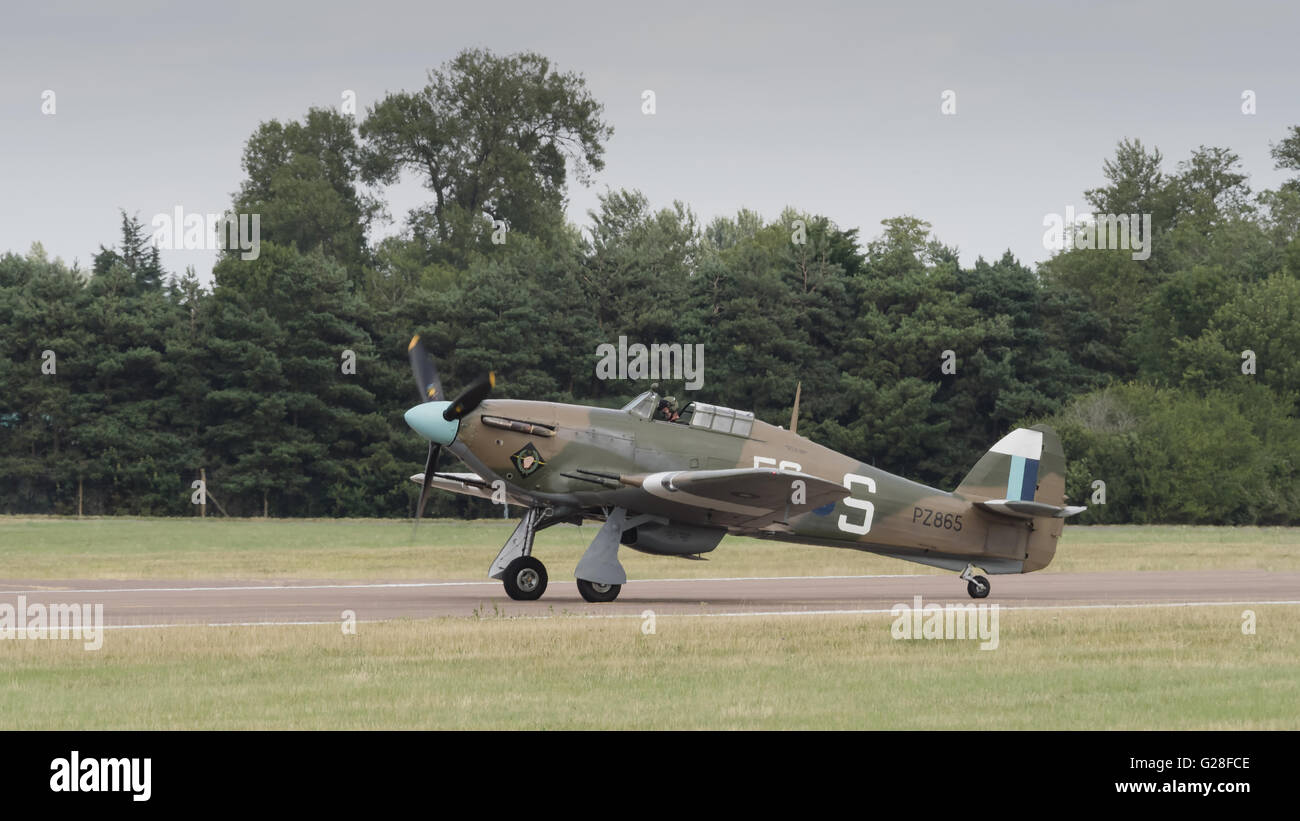 Hawker hurricane cockpit hi-res stock photography and images - Alamy