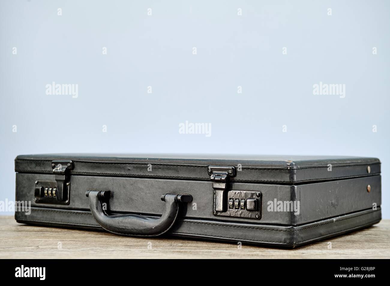 A studio photo of an old leather briefcase Stock Photo - Alamy