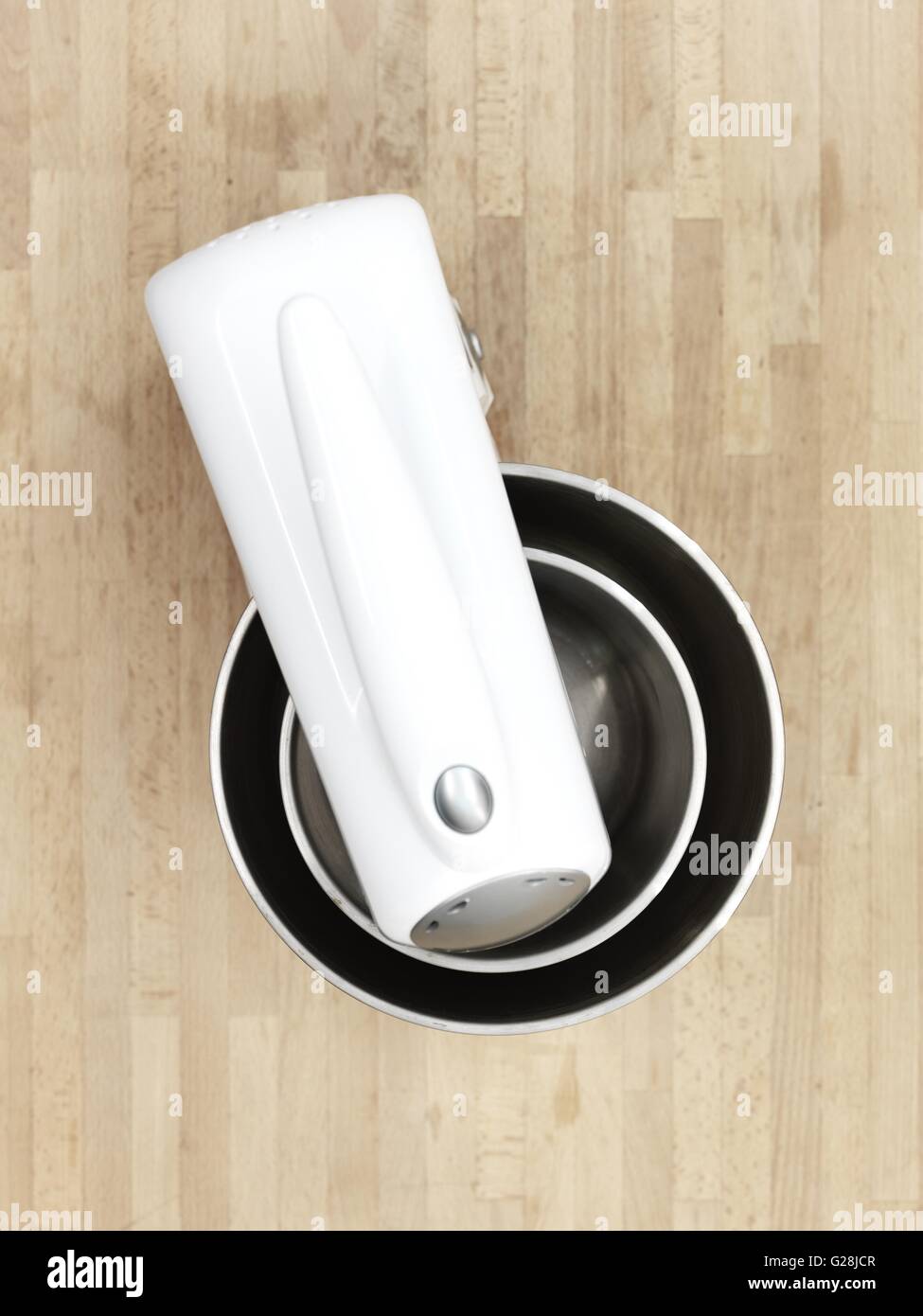 A studio photo of an electrical food mixer Stock Photo - Alamy