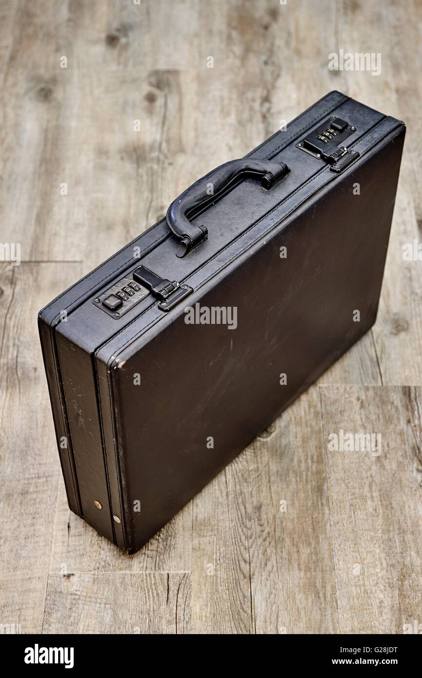 A studio photo of an old leather briefcase Stock Photo - Alamy