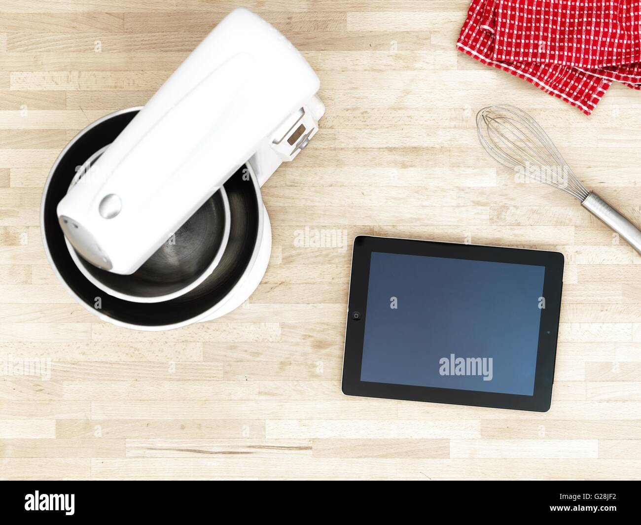 A studio photo of an electrical food mixer Stock Photo - Alamy