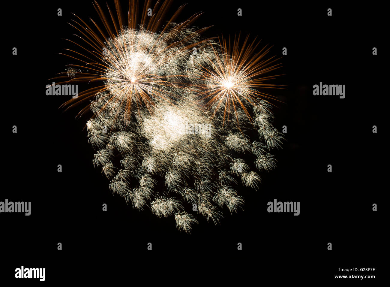 Firework in the sky hi-res stock photography and images - Alamy