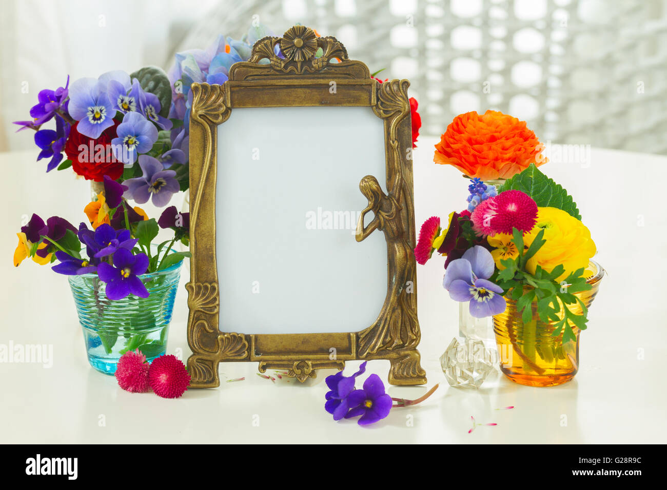 Colorful cut flowers Stock Photo - Alamy