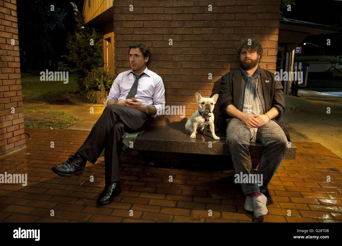DUE DATE (2010) ROBERT DOWNEY JR, ZACH GALIFIANAKIS TODD PHILLIPS (DIR ...