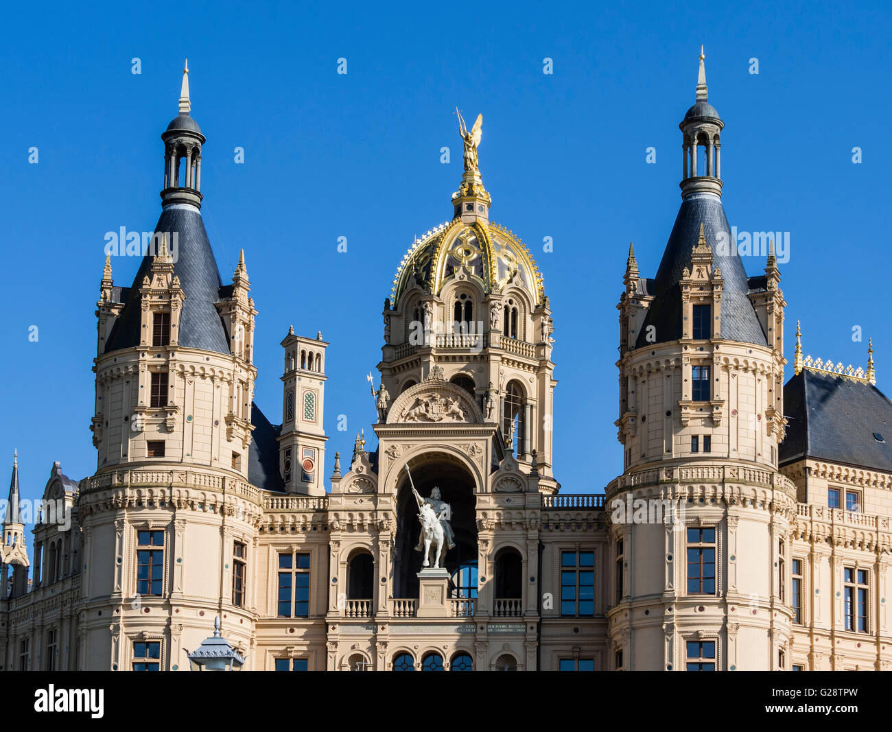 Historic schwerin castle hi-res stock photography and images - Alamy