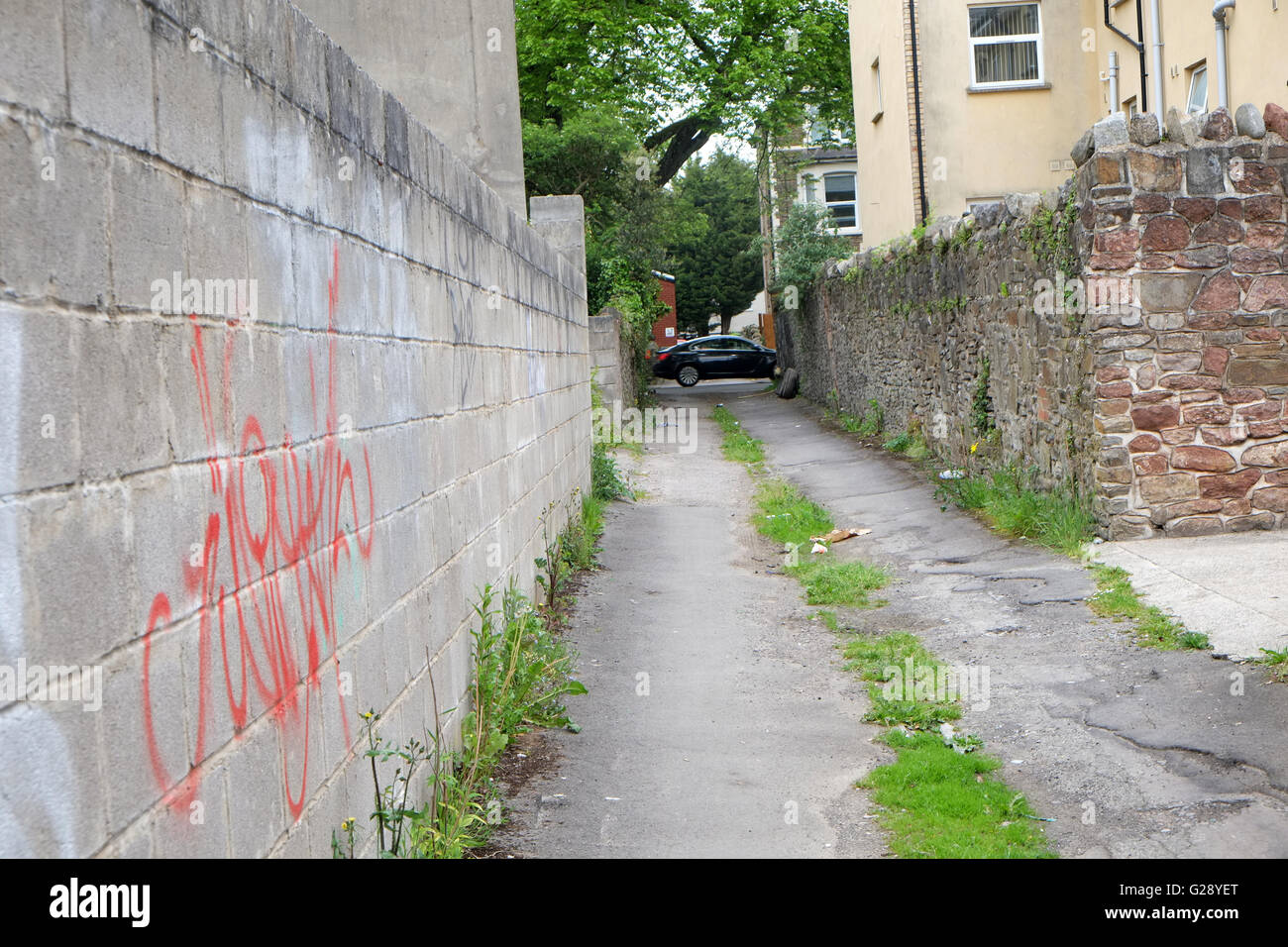 Back urban hi-res stock photography and images - Alamy