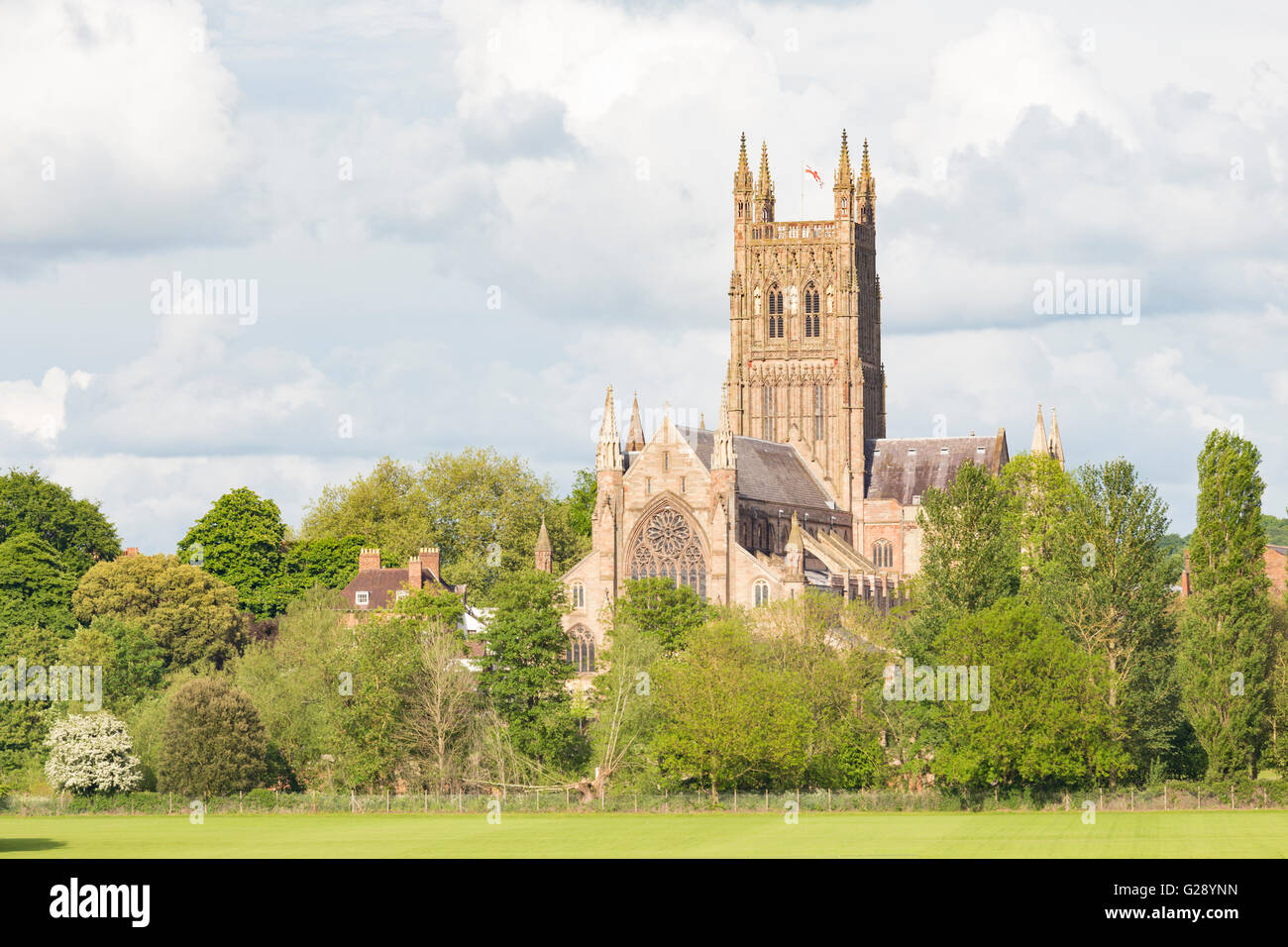 Worcester cathedral riverside landscape hi-res stock photography and ...