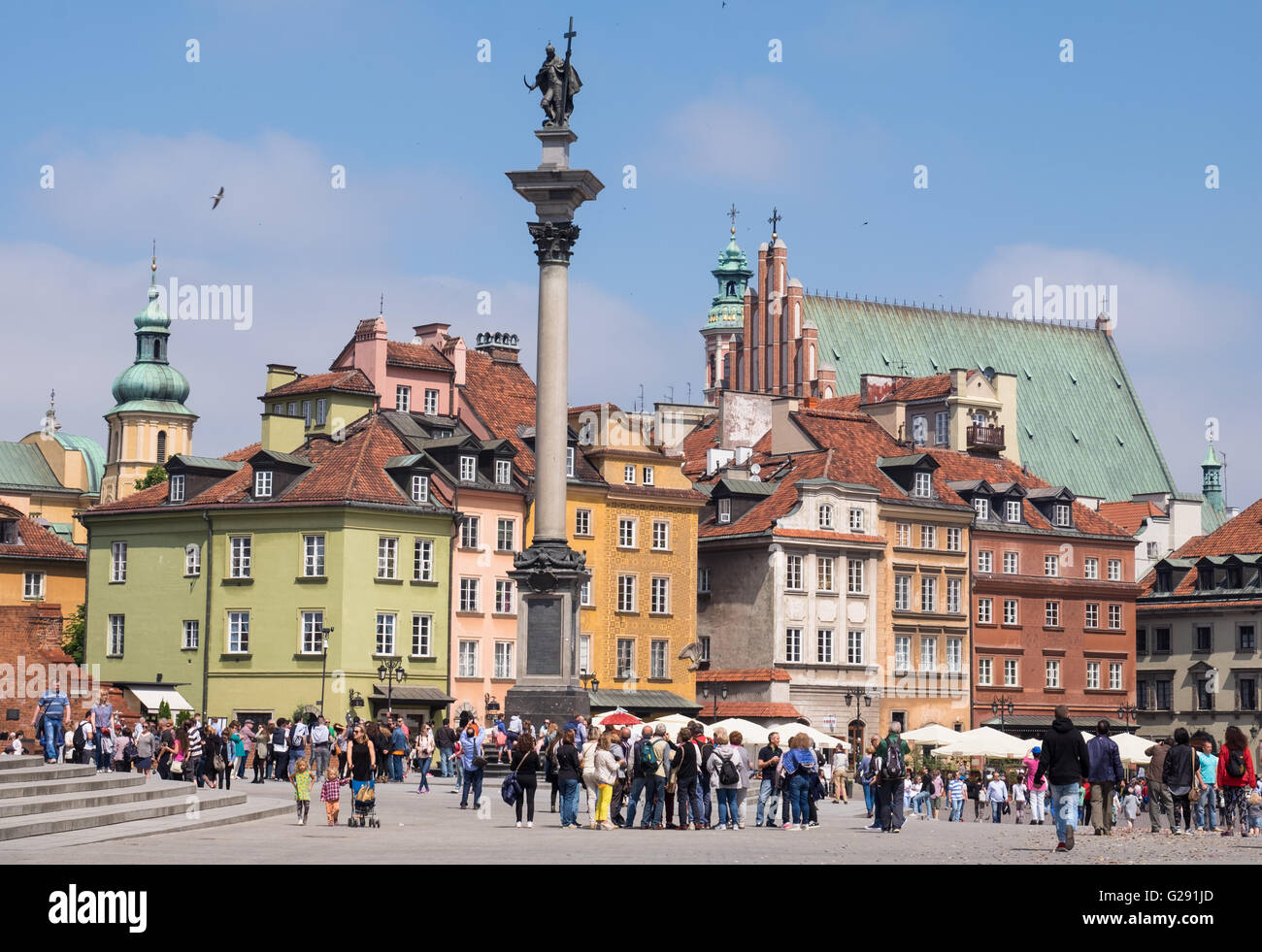 People in Warsaw's Old Town Stock Photo - Alamy