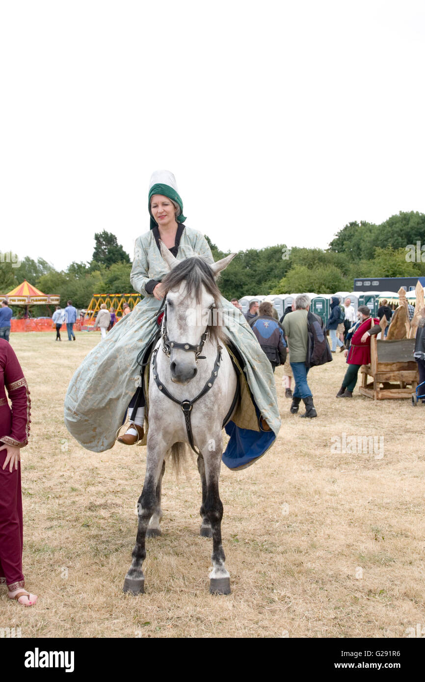 Medieval wimple hi-res stock photography and images - Alamy