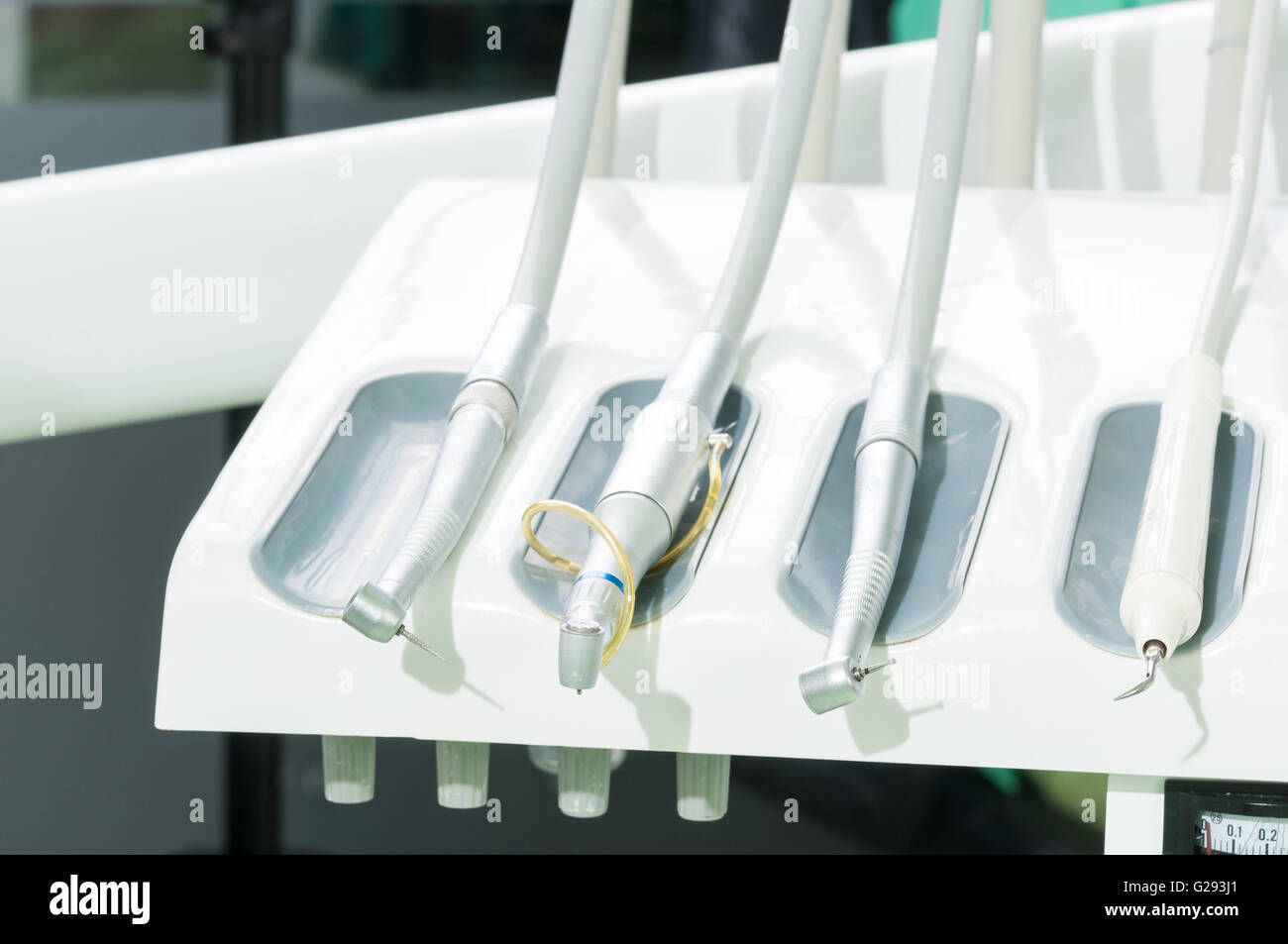 Dental tools rack hi-res stock photography and images - Alamy