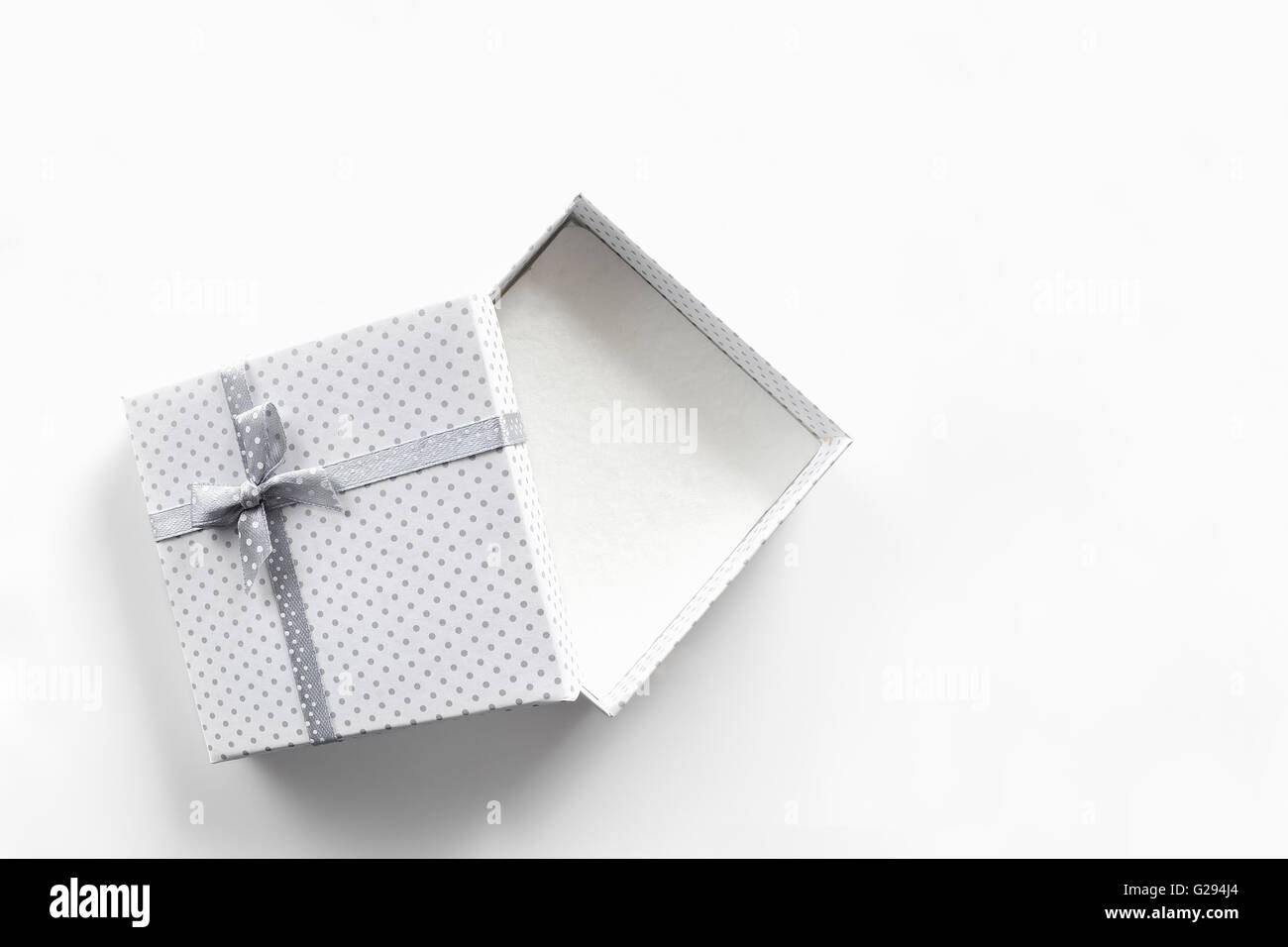 Small open circles hi-res stock photography and images - Alamy