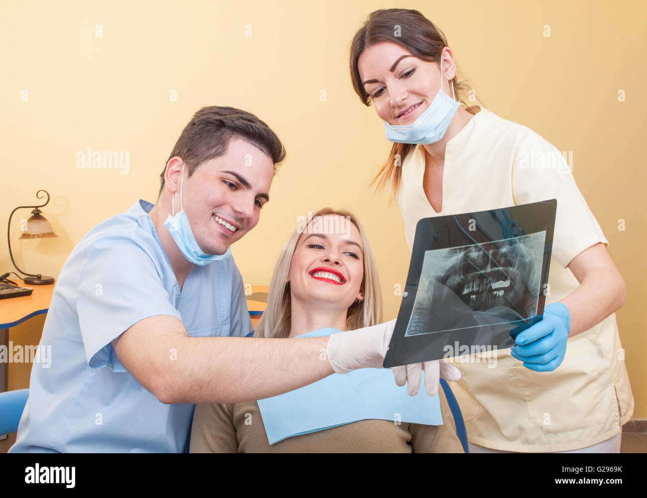 Perfect teeth xray hi-res stock photography and images - Alamy
