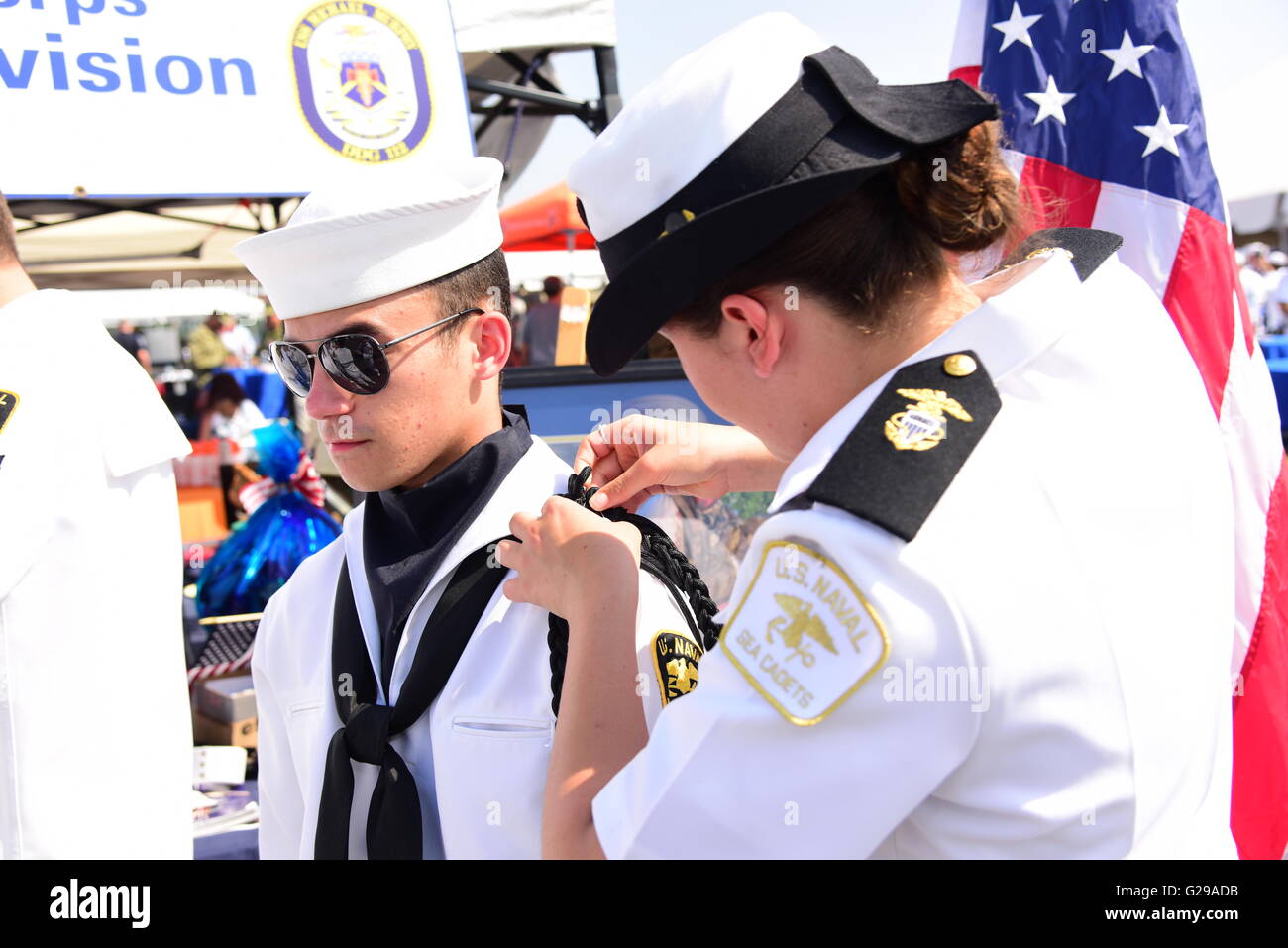 Us coast guard ceremonial guard hi-res stock photography and images - Alamy