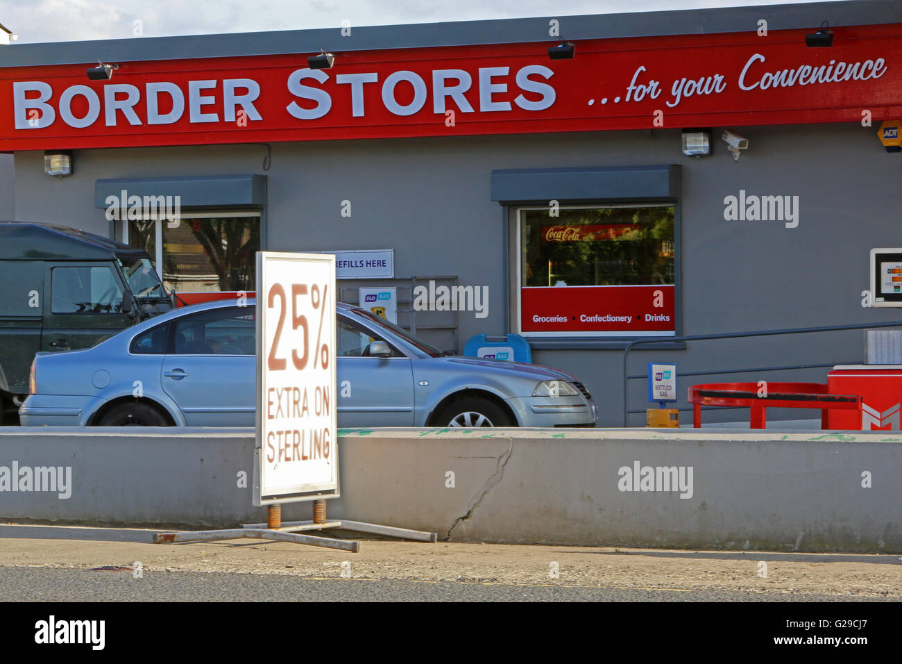 Donegal, Ireland. 25th May, 2016. A Donegal service station sign offers ...