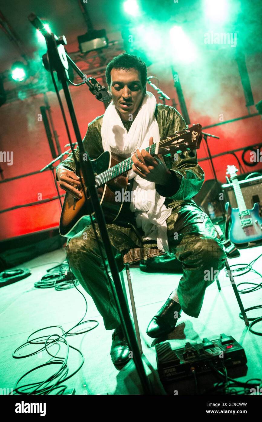 Omara bombino moctar hi-res stock photography and images - Alamy