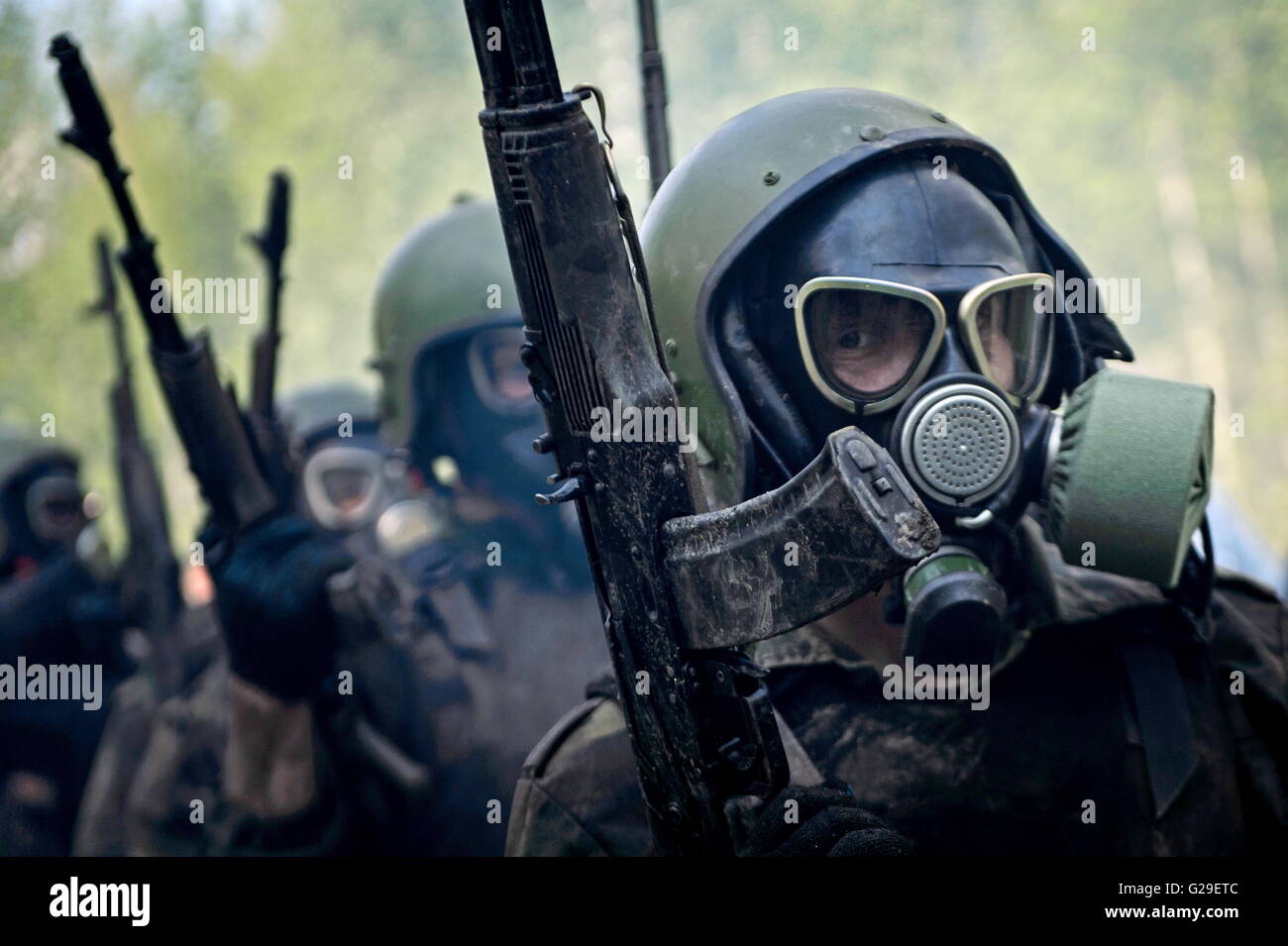 Police With Gas Masks Stock Photos & Police With Gas Masks Stock Images ...