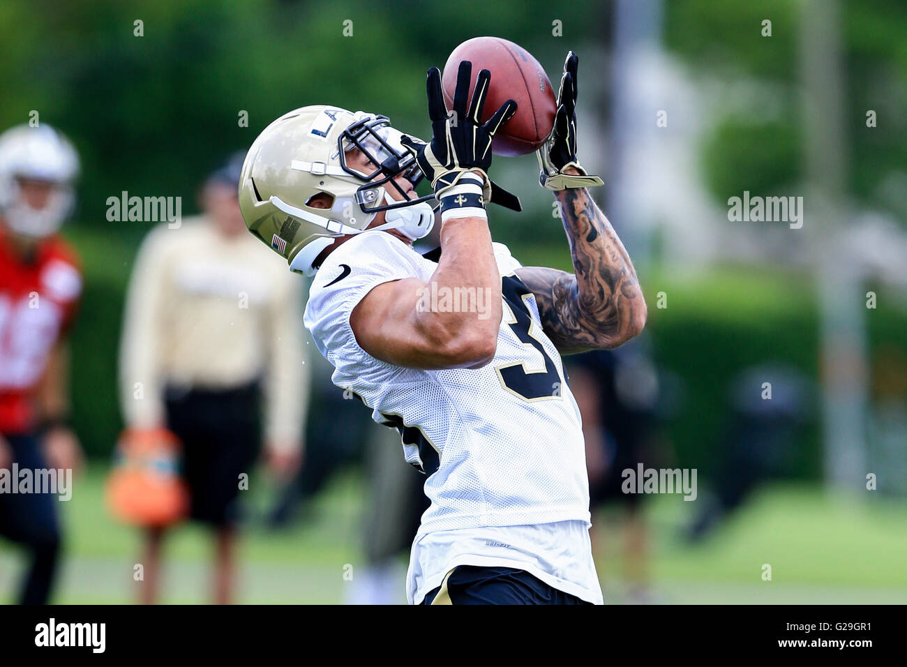 A facility in los angeles hi-res stock photography and images - Alamy