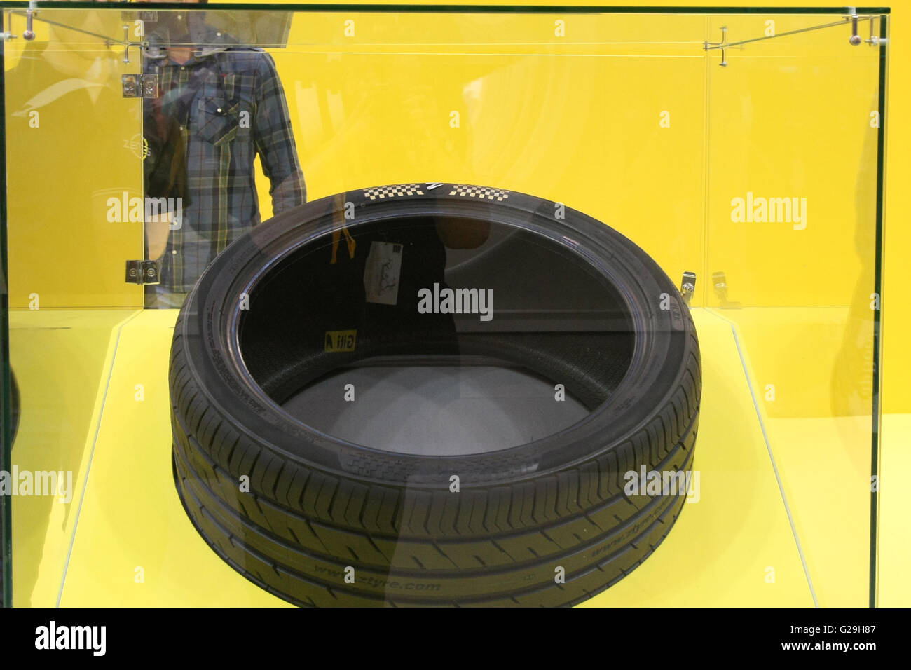 Essen, Germany. 26th May, 2016. The most expensive tire of the world. A ...