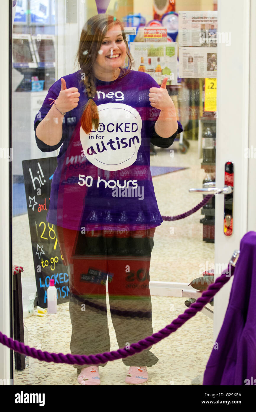 Tesco riverside dundee hi-res stock photography and images - Alamy