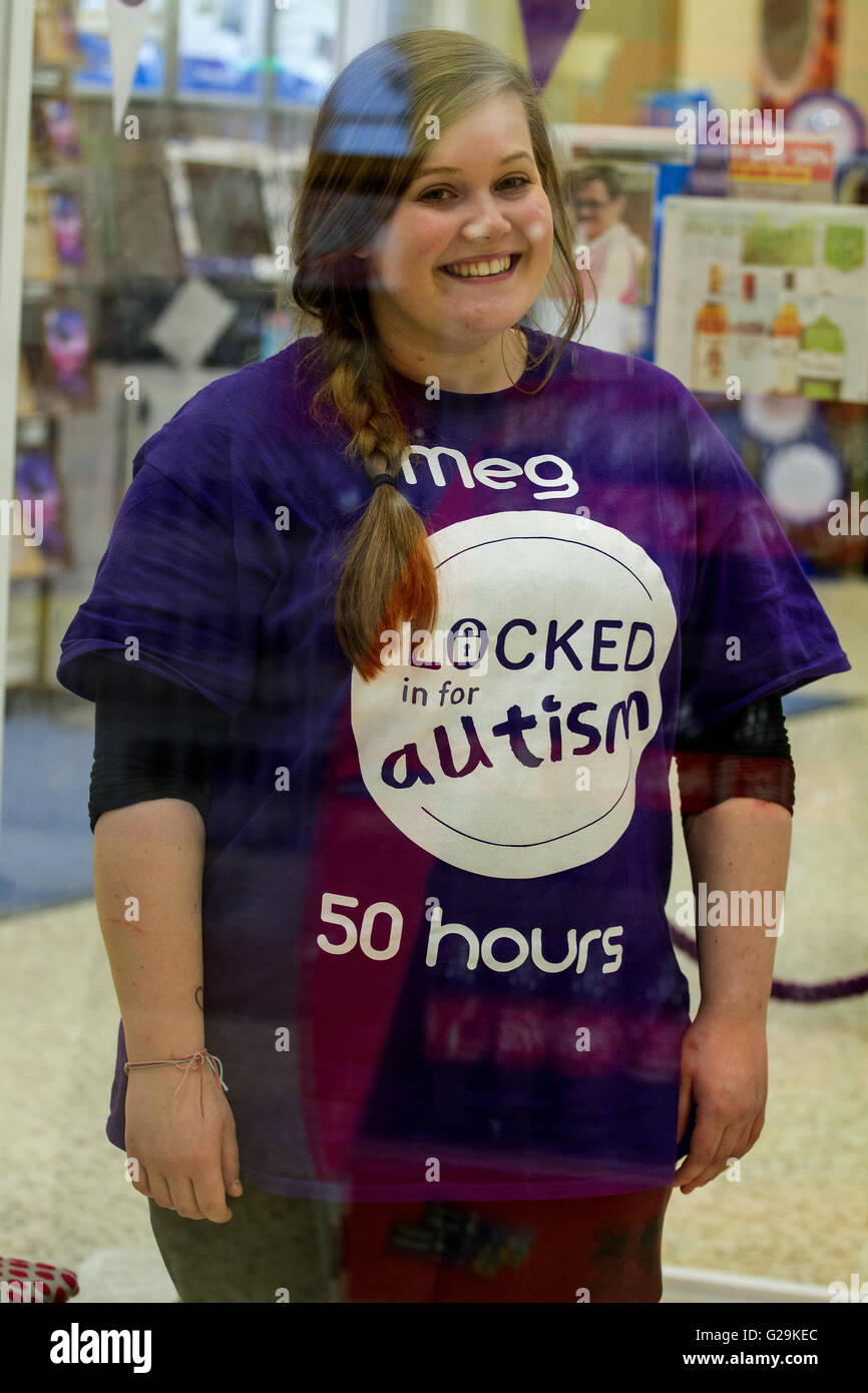 Tesco riverside dundee hi-res stock photography and images - Alamy