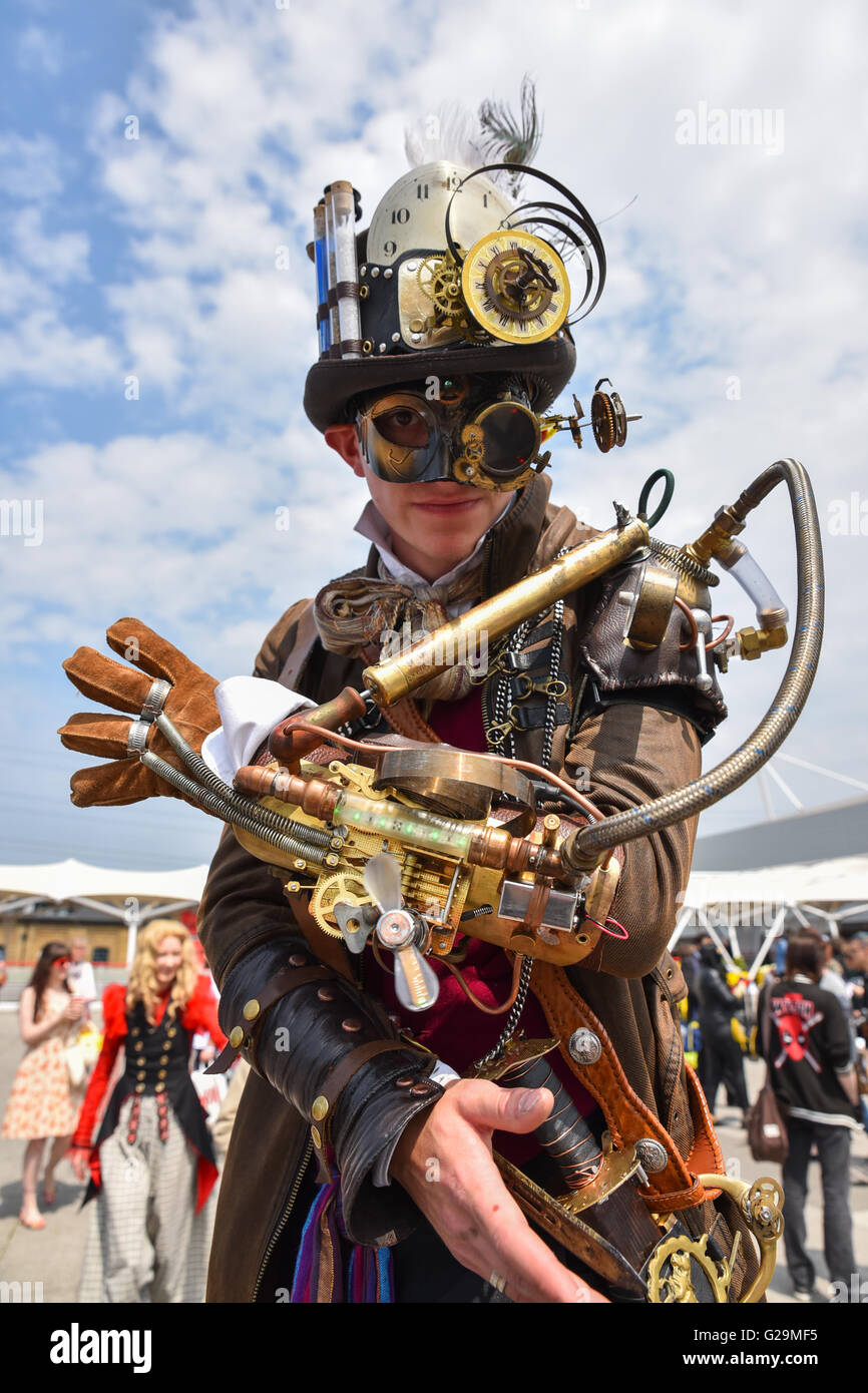 Excel, London, UK. 27th May 2016. Cosplay at the MCM Comic Con at the ...