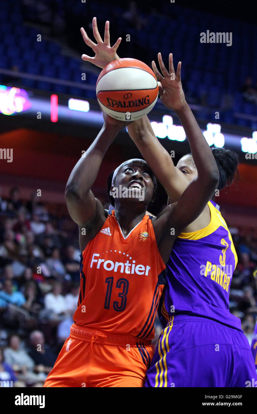 Candace parker 2016 hi-res stock photography and images - Alamy