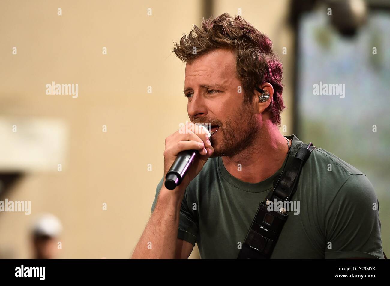 New York, NY, USA. 27th May, 2016. Dierks Bentley on stage for NBC ...