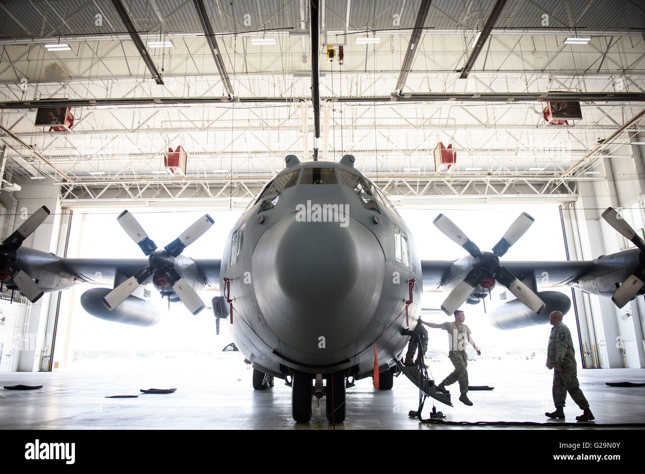 440th airlift wing hi-res stock photography and images - Alamy