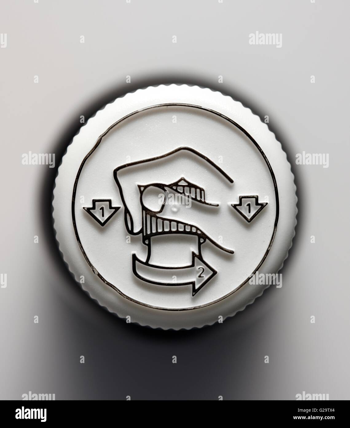 Safety of medicine hi-res stock photography and images - Alamy