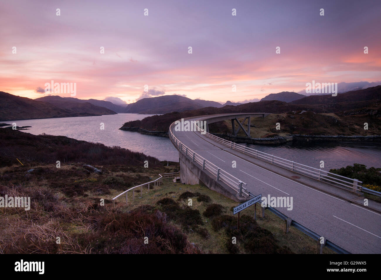 Curved concrete box girder bridge hi-res stock photography and images ...