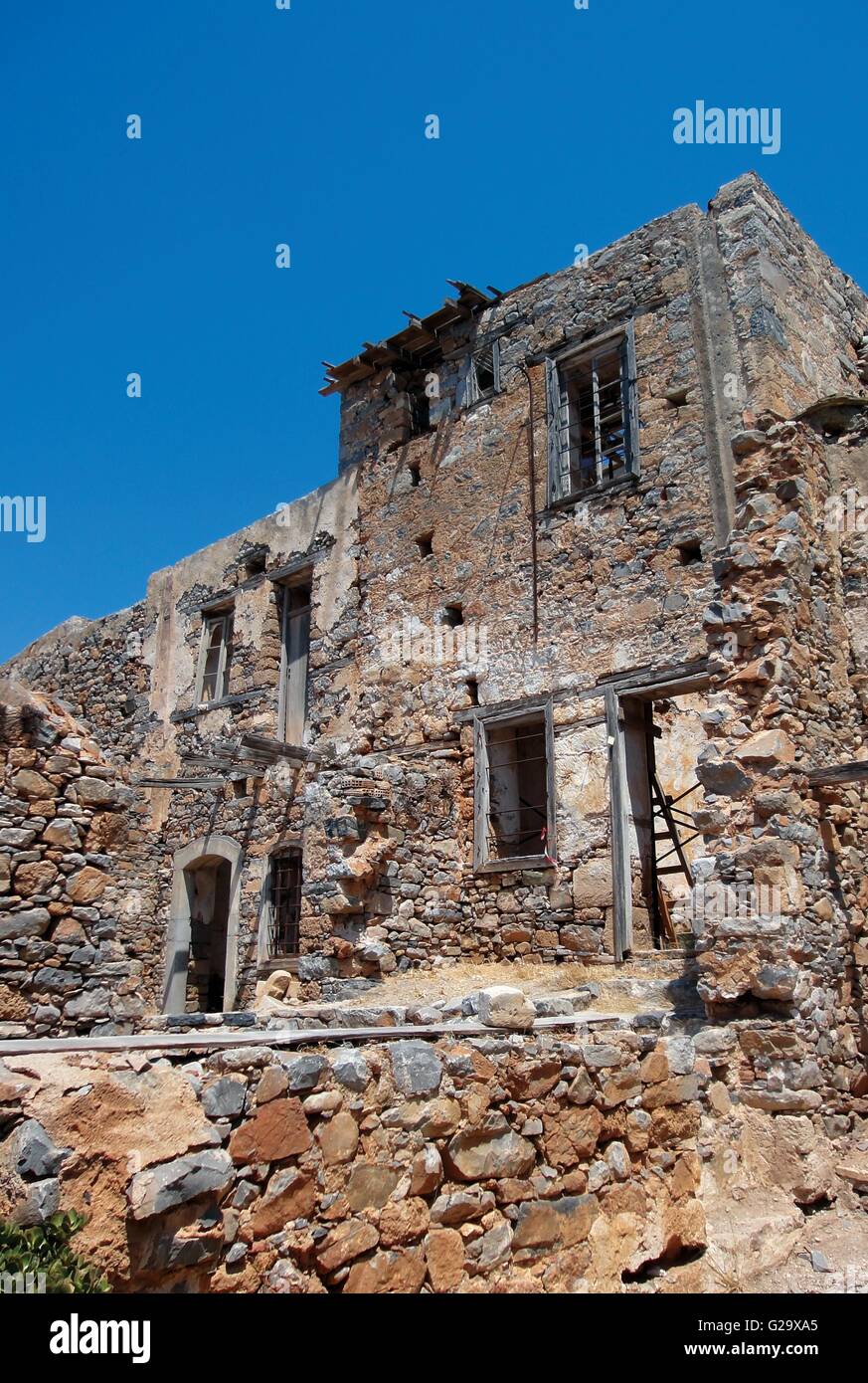 Ruines monuments hi-res stock photography and images - Alamy