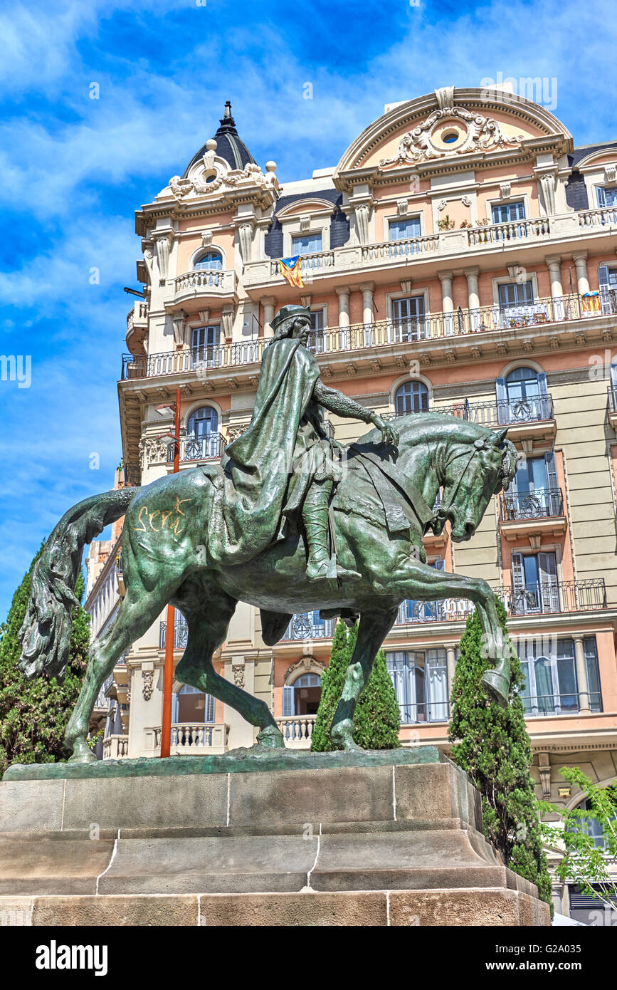 Gothic chevet hi-res stock photography and images - Alamy