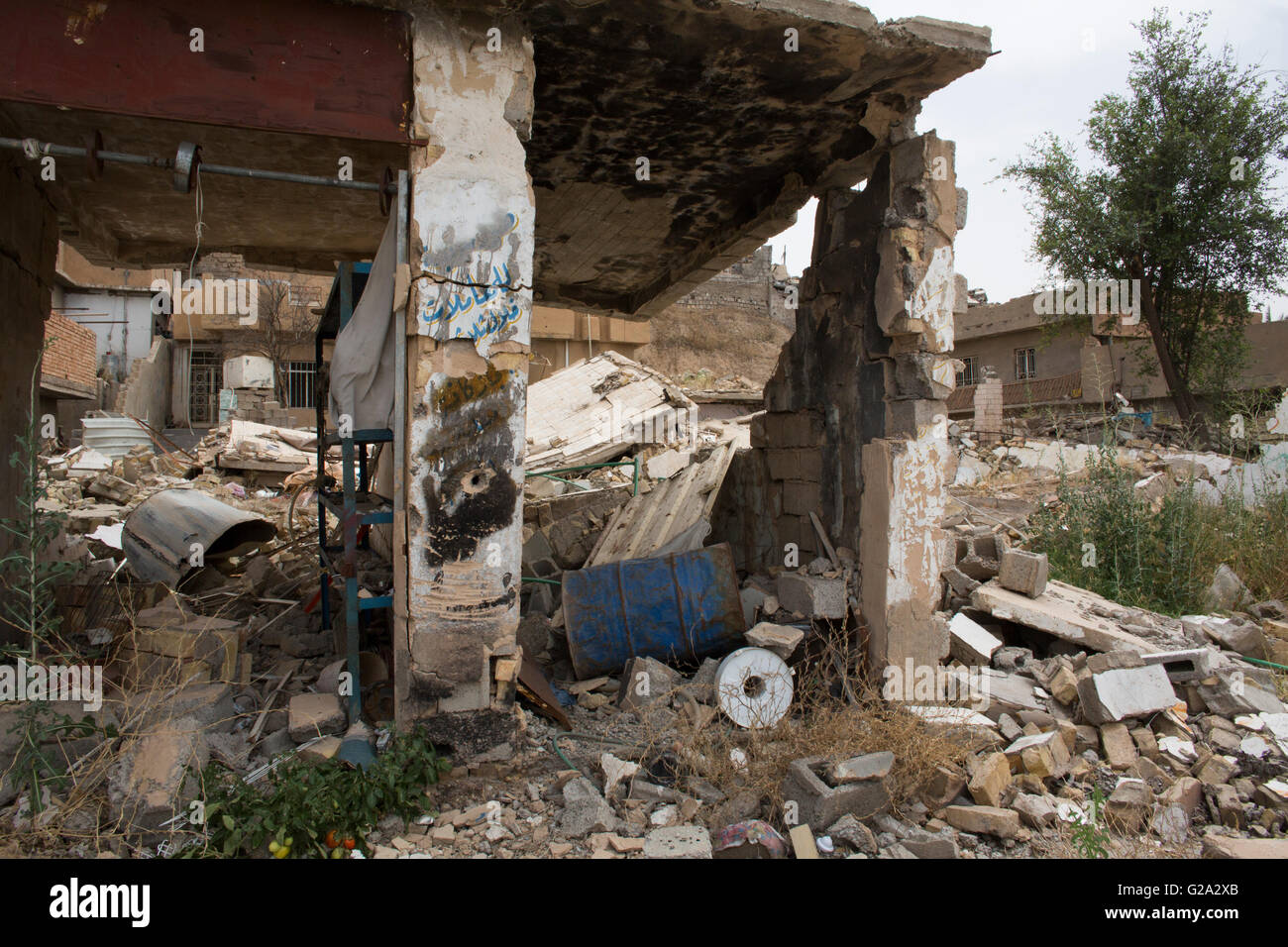 Looted middle east hi-res stock photography and images - Alamy